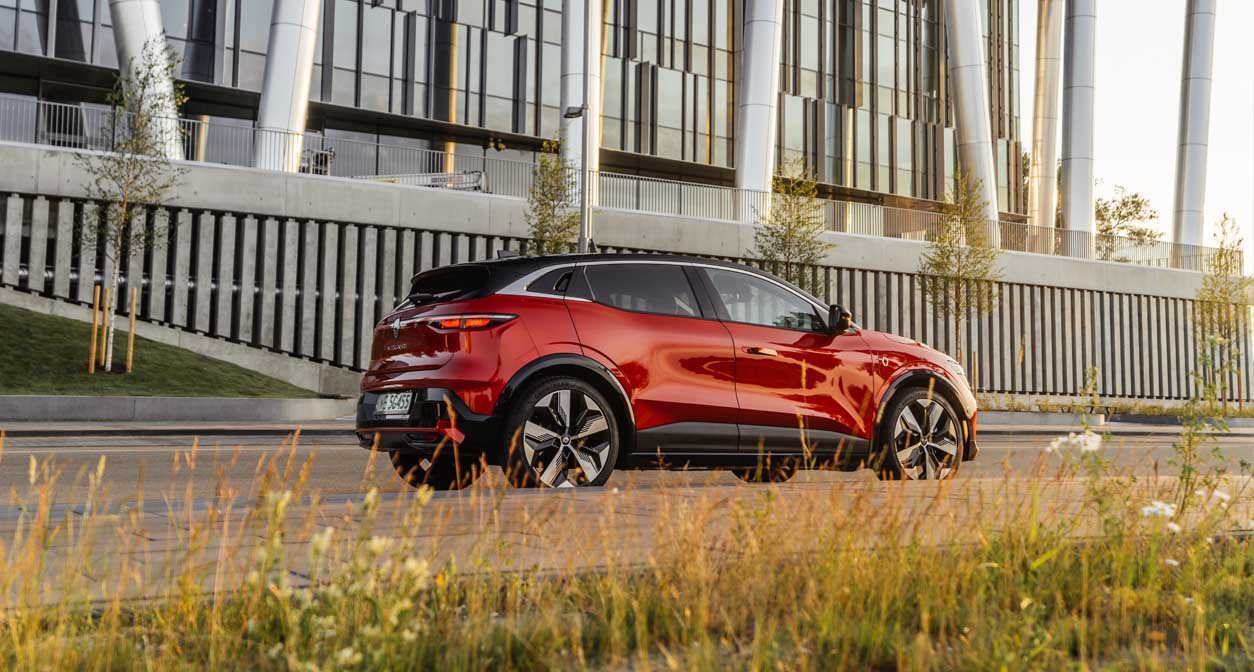 🚗 Best Small Family Cars in 2025 - And How to Find Them for Less ...